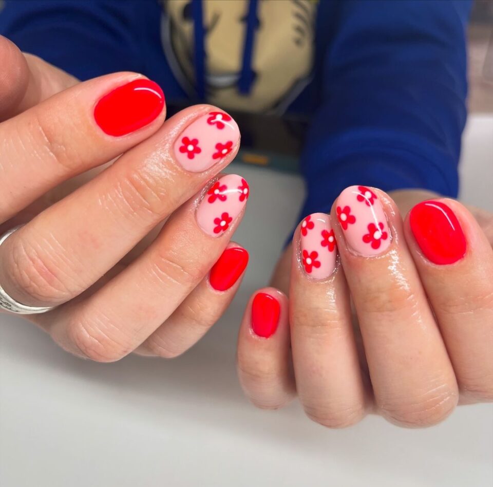 Heat Up Your Look With These 23 Vibrant Summer Nails