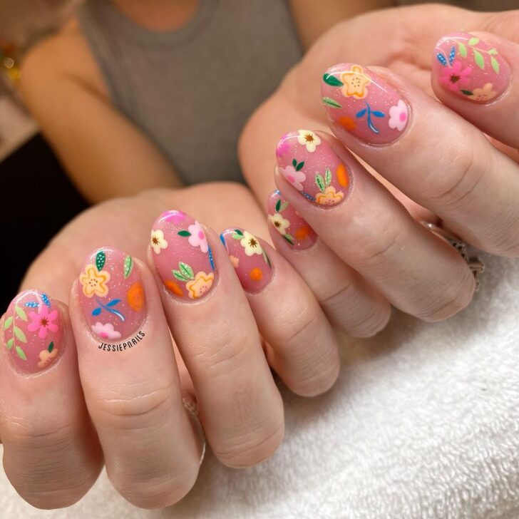 These 25 Floral Nails Are Real Blooming Beauties
