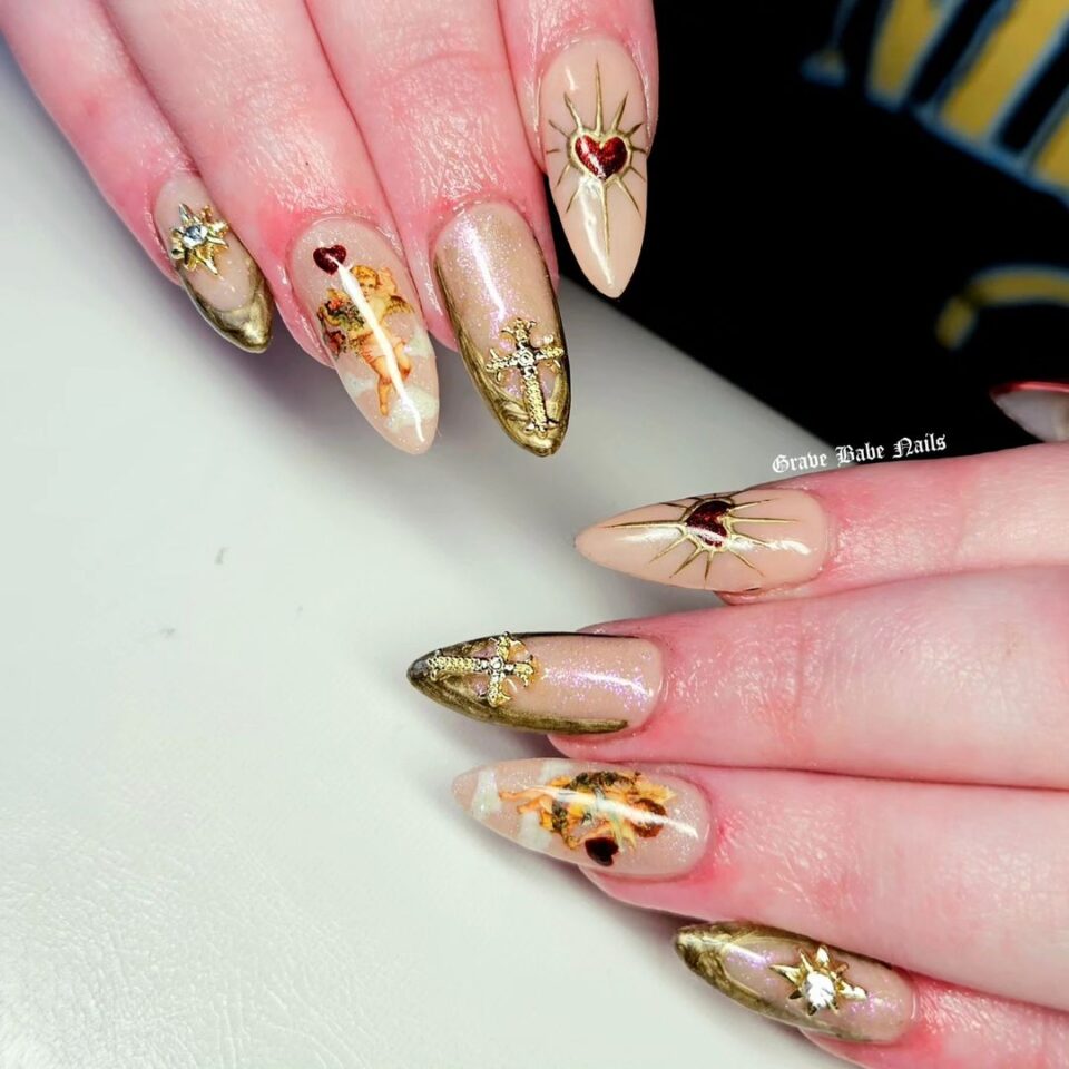 17 Greek Goddess Nails For A Mythical Glamorous Mani