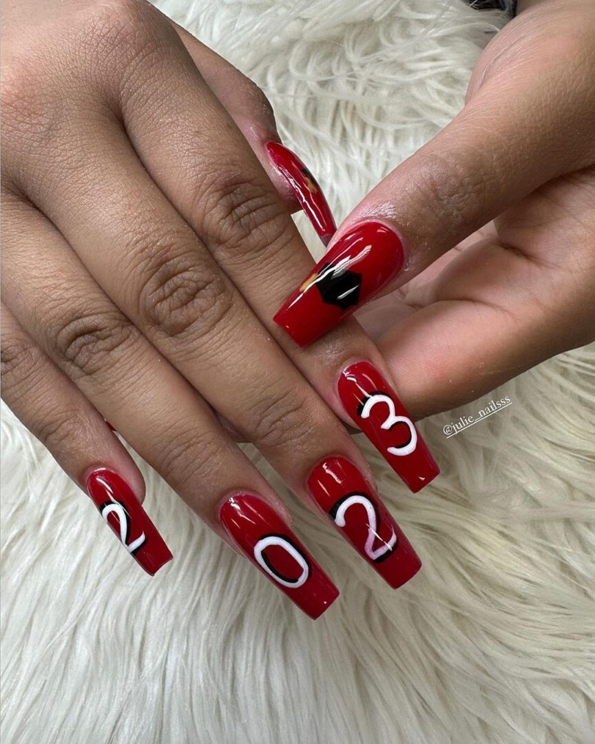 22 Graduation Nails For A Picture-Perfect Finish Of This Milestone