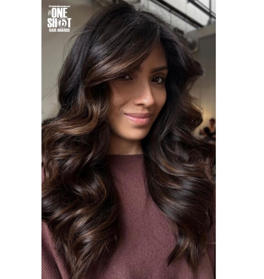 18 ideas para teñirte el pelo de moca con este tono castaño intenso