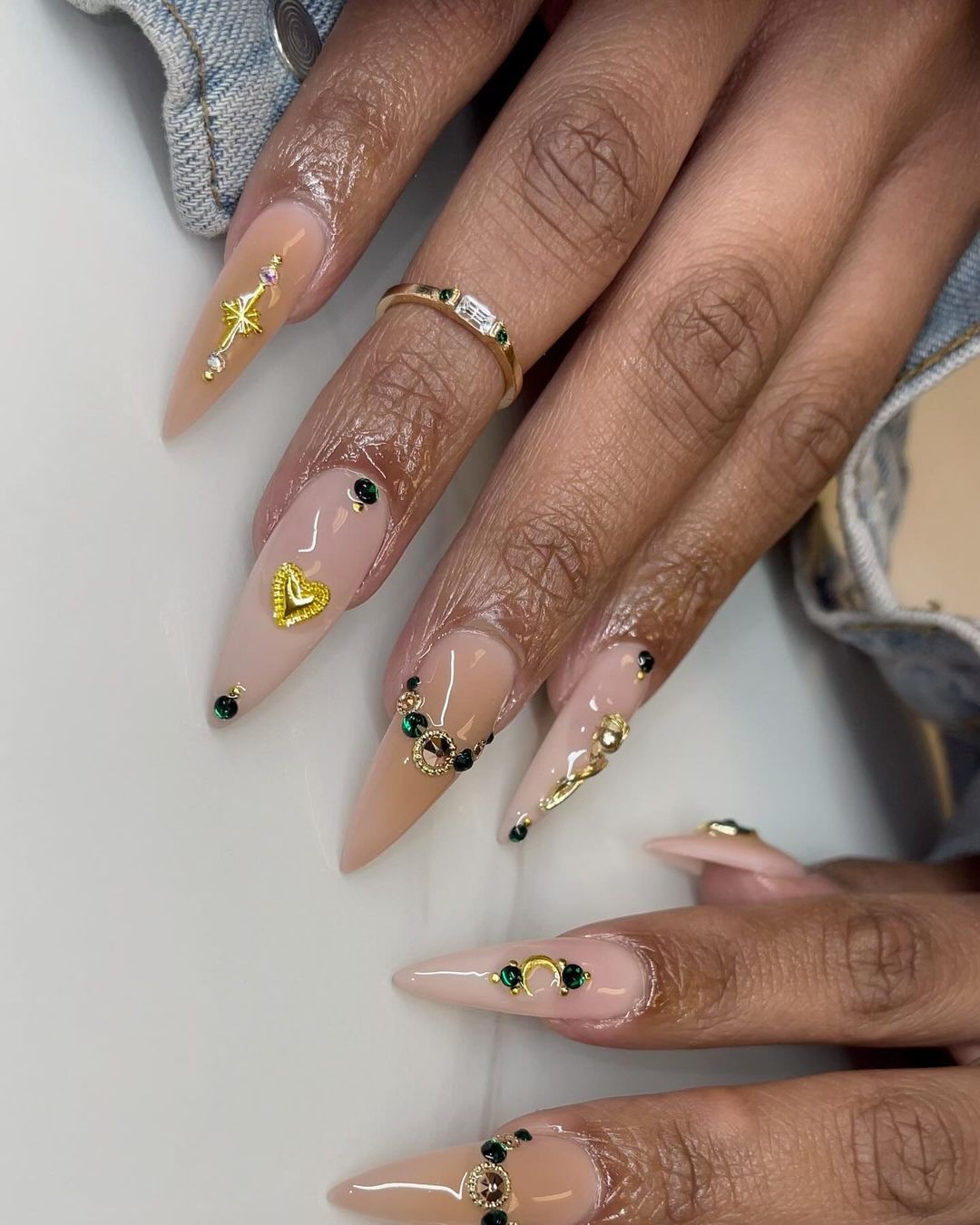 17 Greek Goddess Nails For A Mythical Glamorous Mani