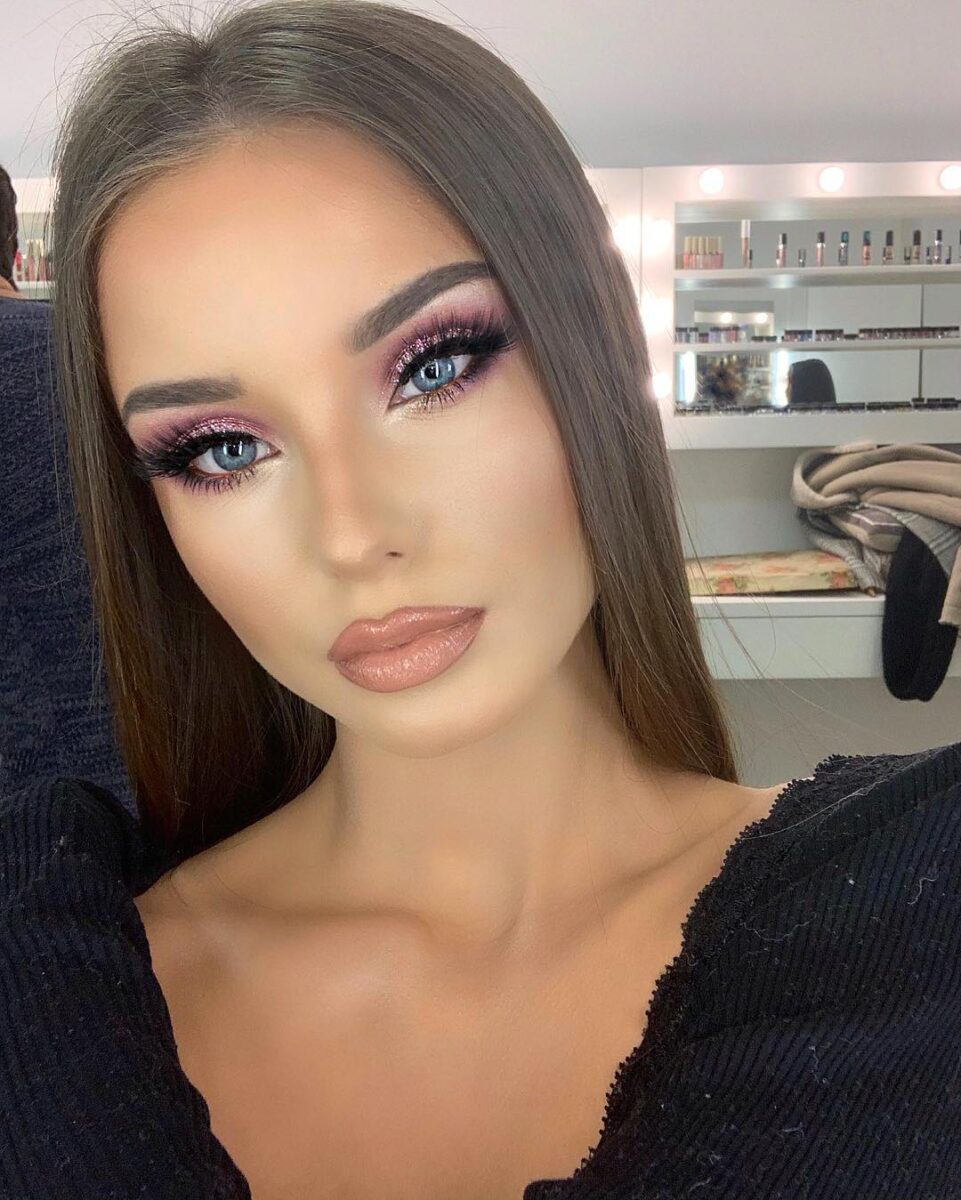 18 Stunning Graduation Makeup Ideas To Go With Your Cap And Gown Glam