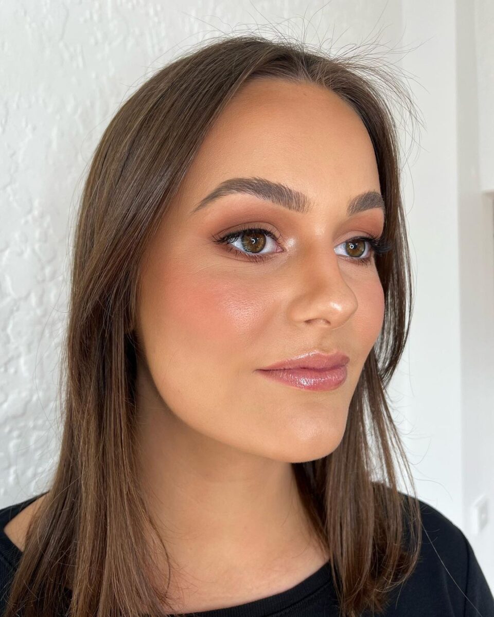 20 Effortless Yet Elegant Natural Eyeshadow Looks For Every Day