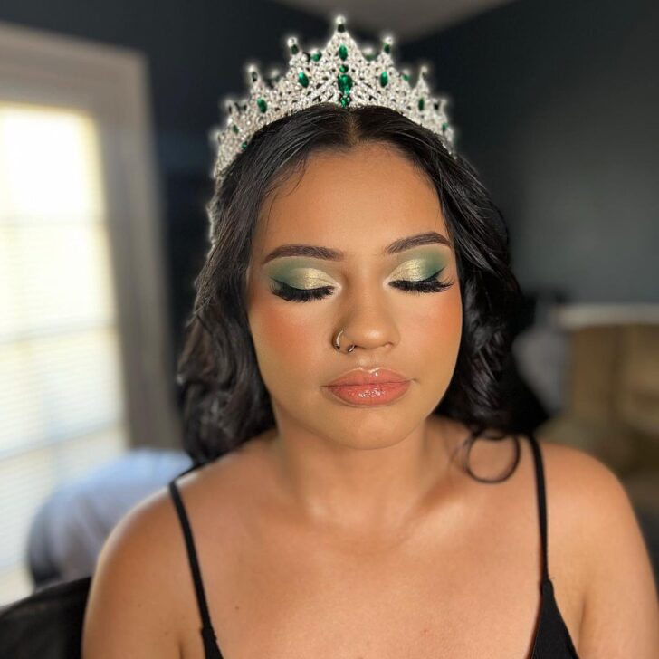 These 20 Emerald Green Prom Makeup Ideas Will Unlock Your Glam Look