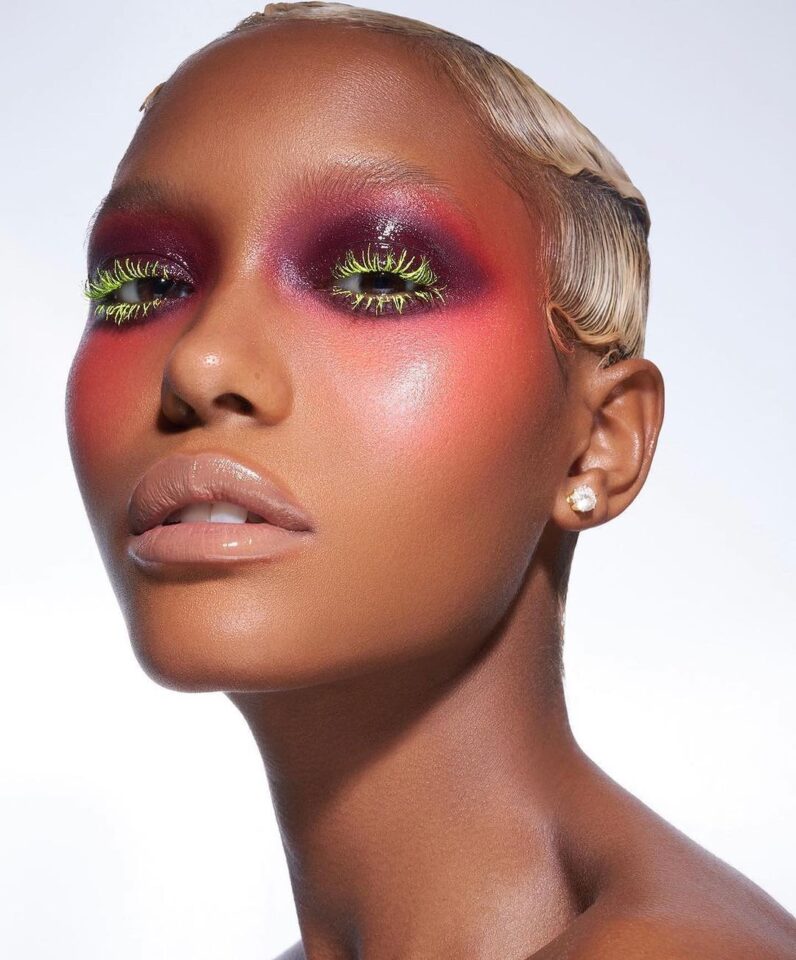 These 20 Unique Makeup Looks Are Worth The Hype
