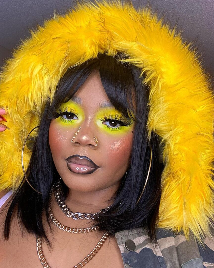 These 20 Unique Makeup Looks Are Worth The Hype