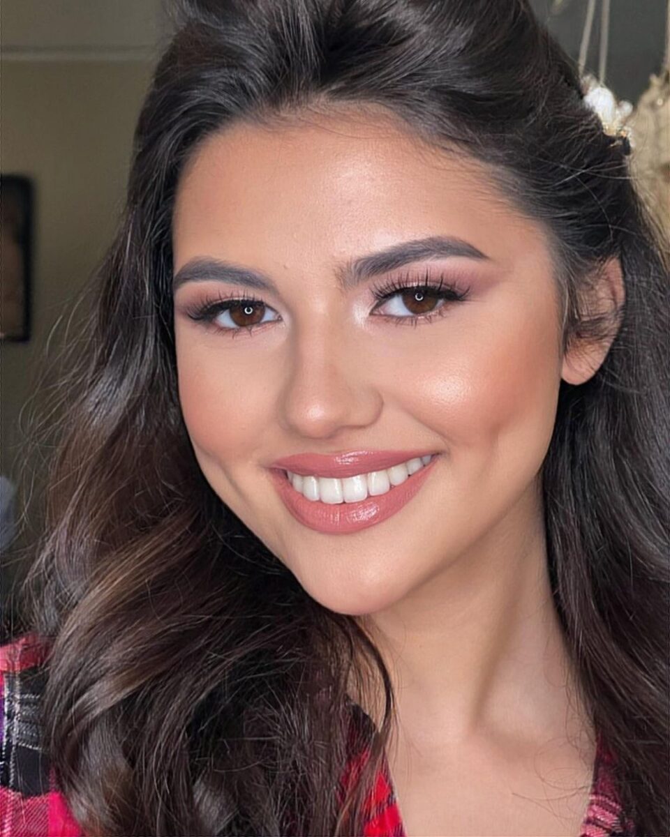 20 Effortless Yet Elegant Natural Eyeshadow Looks For Every Day