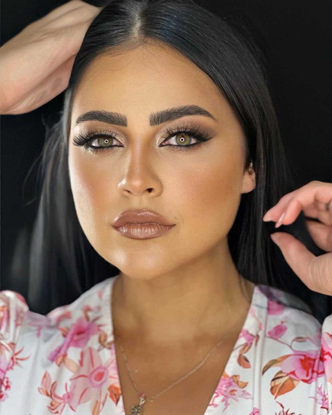 18 Stunning Graduation Makeup Ideas To Go With Your Cap And Gown Glam
