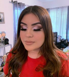 18 Stunning Graduation Makeup Ideas To Go With Your Cap And Gown Glam