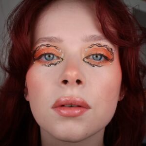 23 Dazzling Ideas For Eye Makeup With Gems