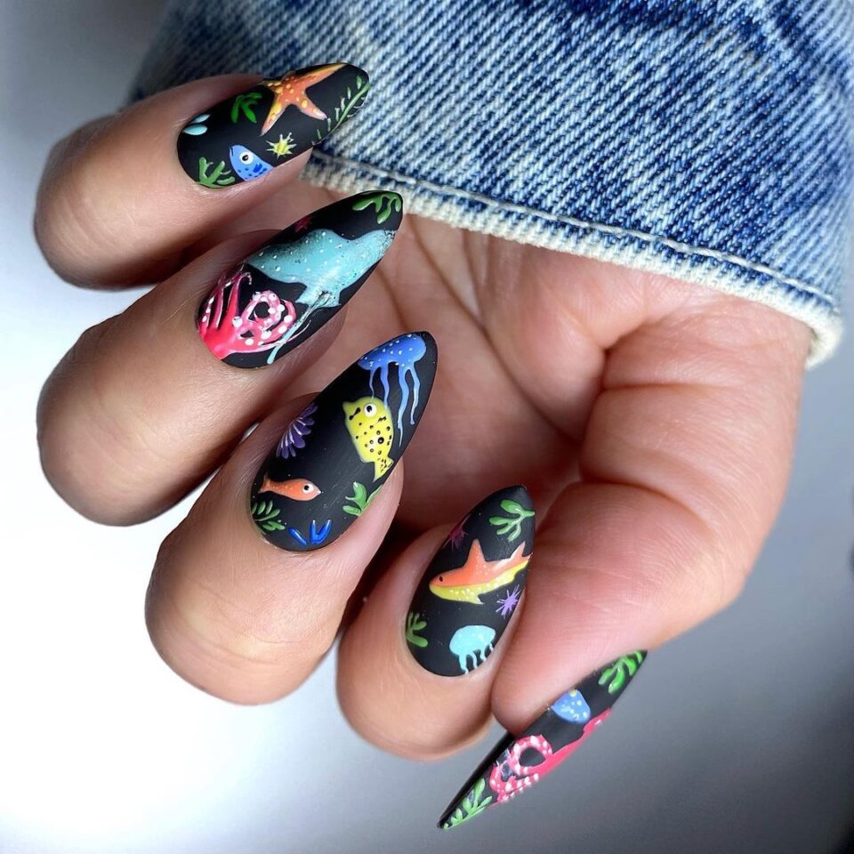 See You At The Beach With These 20 Sea Nails That Make A Splash