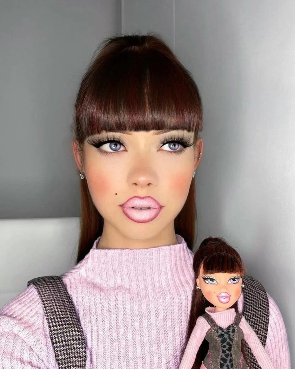 These 20 Unique Makeup Looks Are Worth The Hype