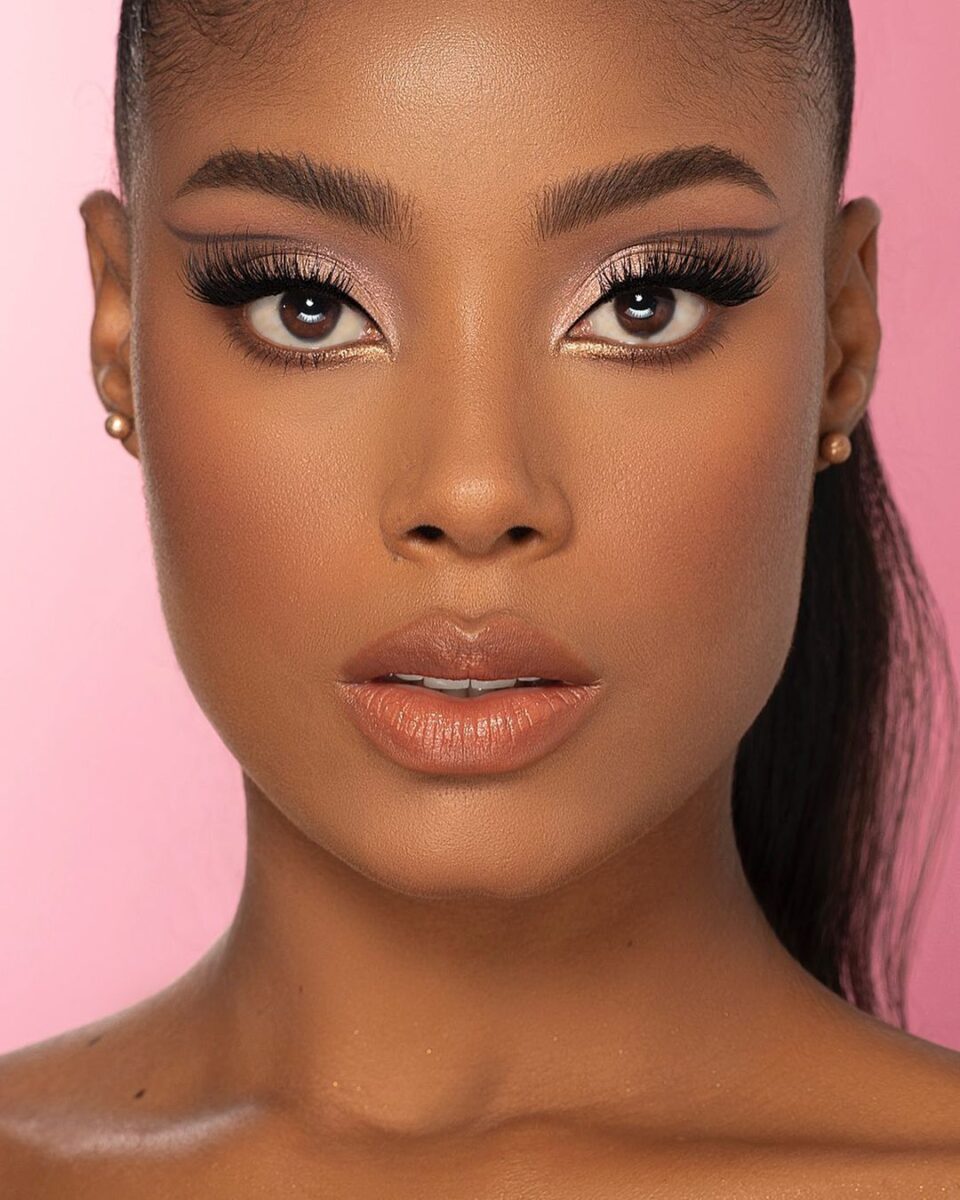 These 20 Unique Makeup Looks Are Worth The Hype