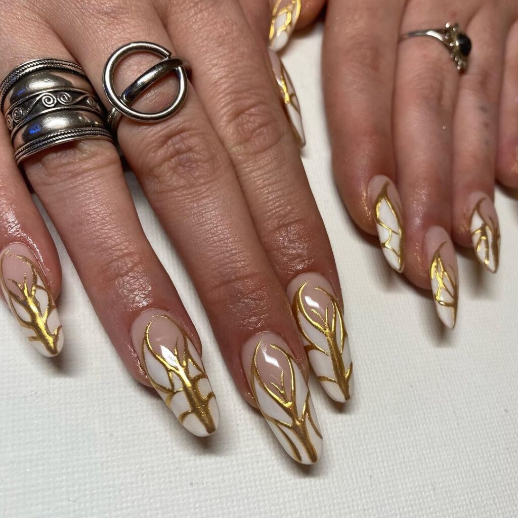 Bibbidi-Bobbidi-Boo This Fairy Nail Art Will Look Splendid On You!