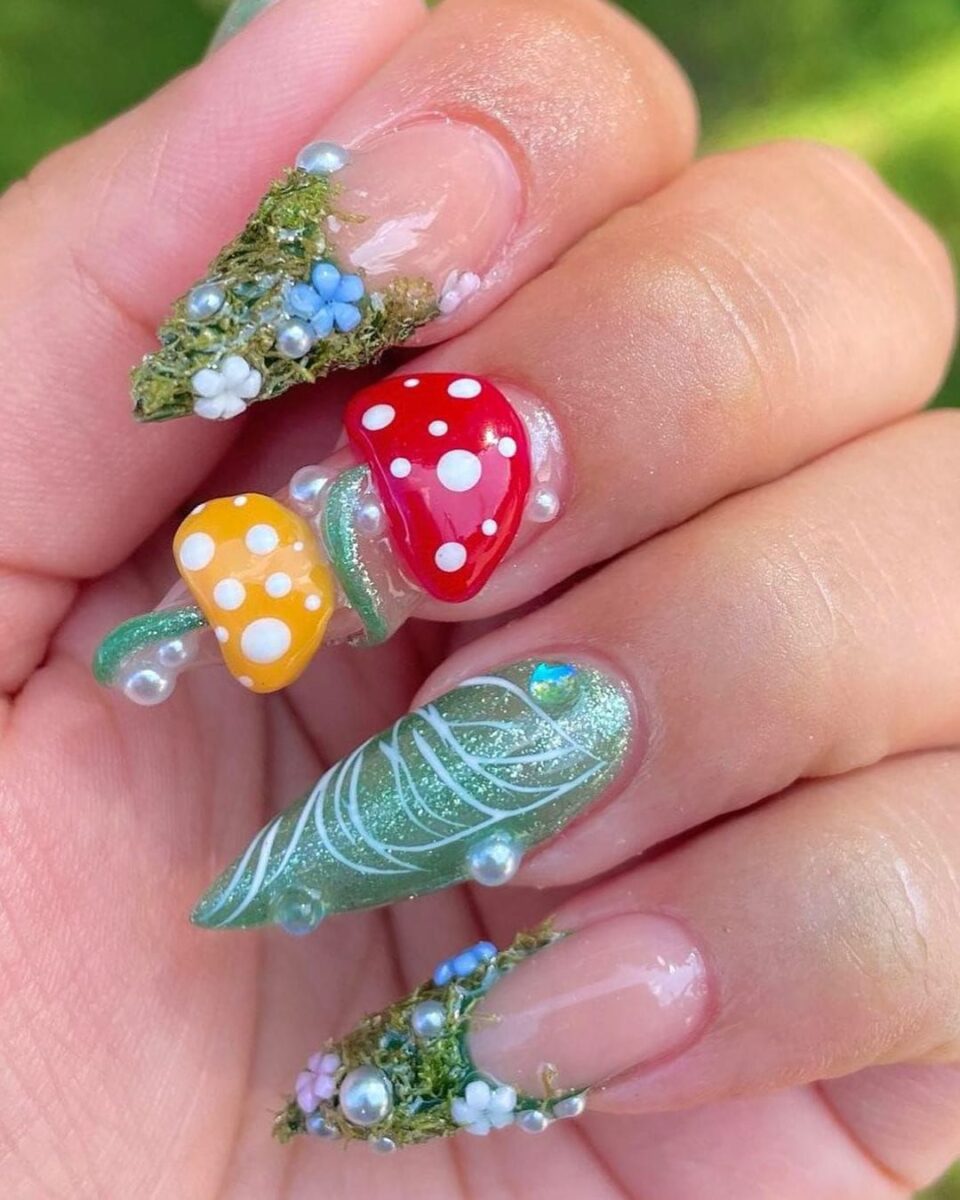 Bibbidi-Bobbidi-Boo This Fairy Nail Art Will Look Splendid On You!