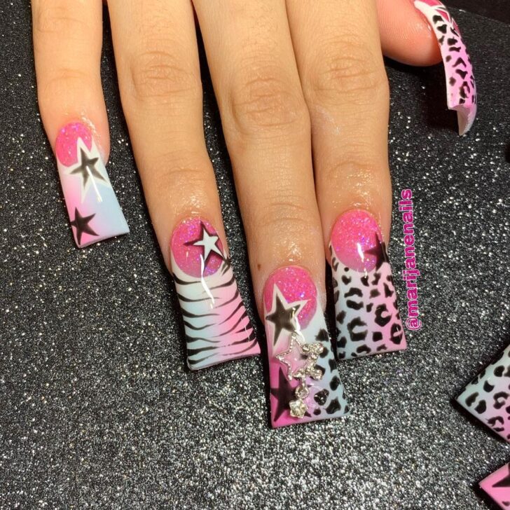 Your Inner Kid Will Love These 20 Y2K Duck Nails Tik Tok Brought Back