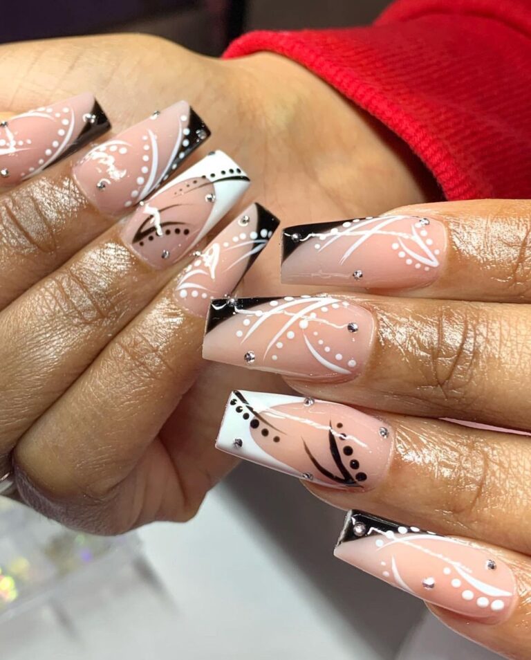 20 Iconic 90s French Tips Nails That Are Back And Better Than Ever