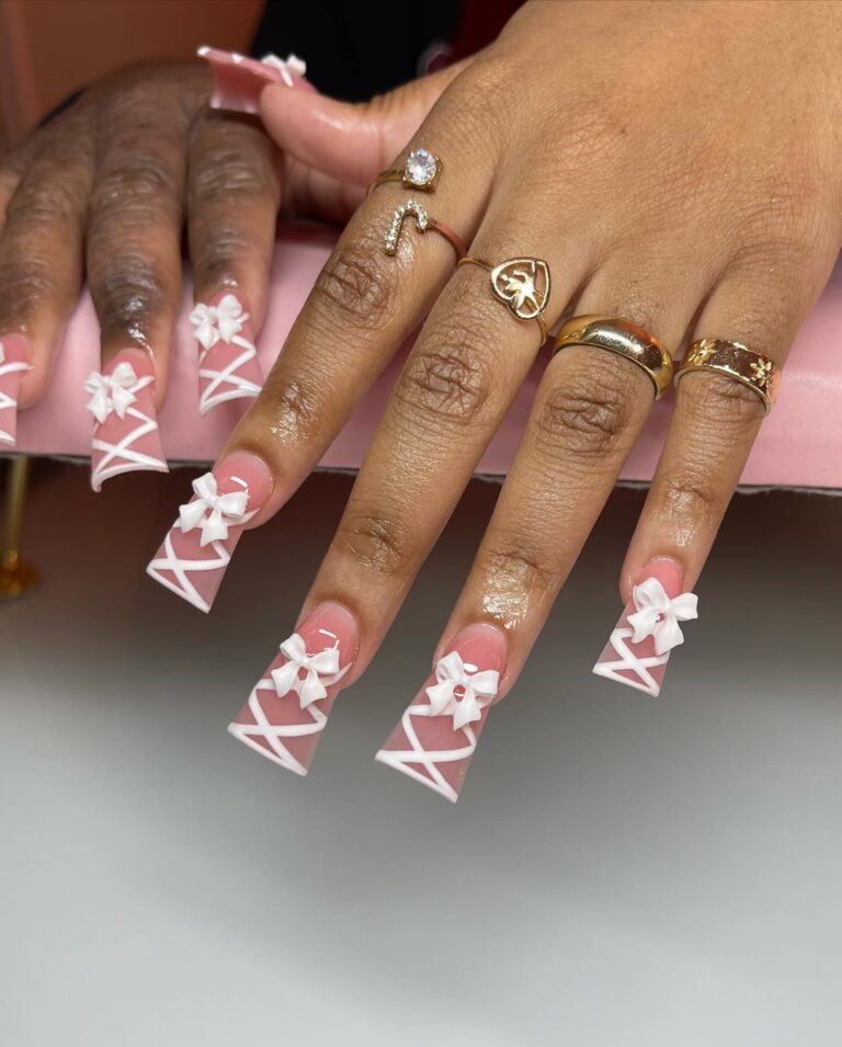 Your Inner Kid Will Love These 20 Y2K Duck Nails Tik Tok Brought Back