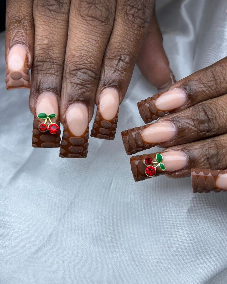 Your Inner Kid Will Love These 20 Y2K Duck Nails Tik Tok Brought Back