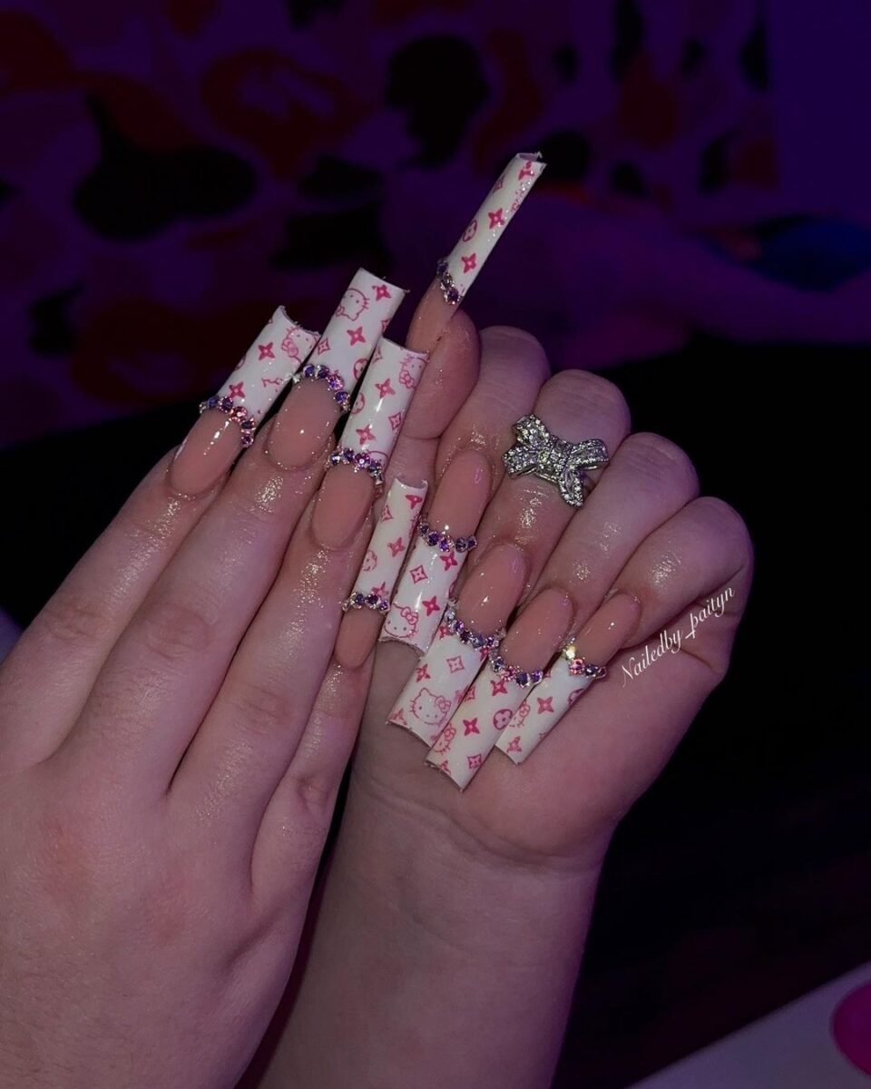 20 Iconic 90s French Tips Nails That Are Back And Better Than Ever