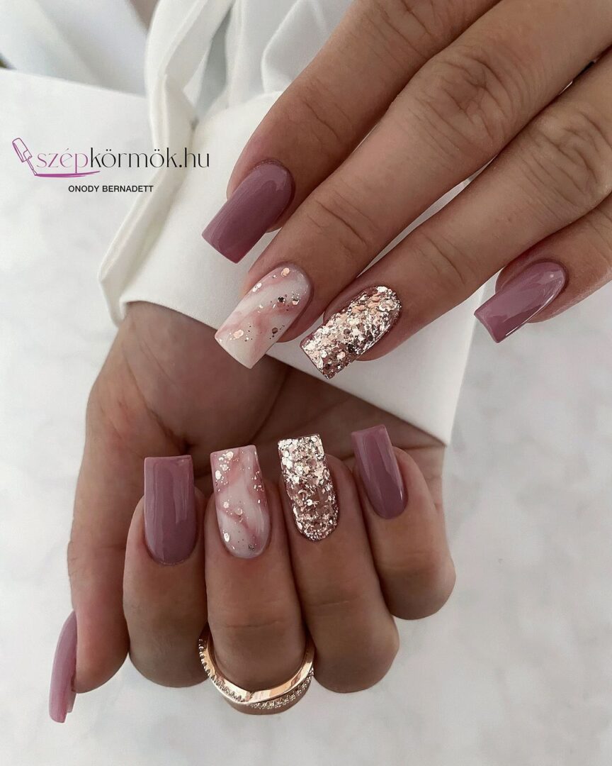 These 20 Marble Nail Designs Embody The Quiet Luxury Aesthetic