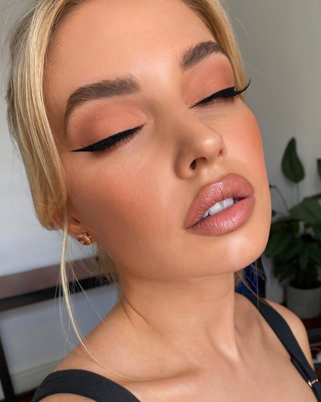 These No Makeup Makeup Looks Will Enhance Your Natural Beauty