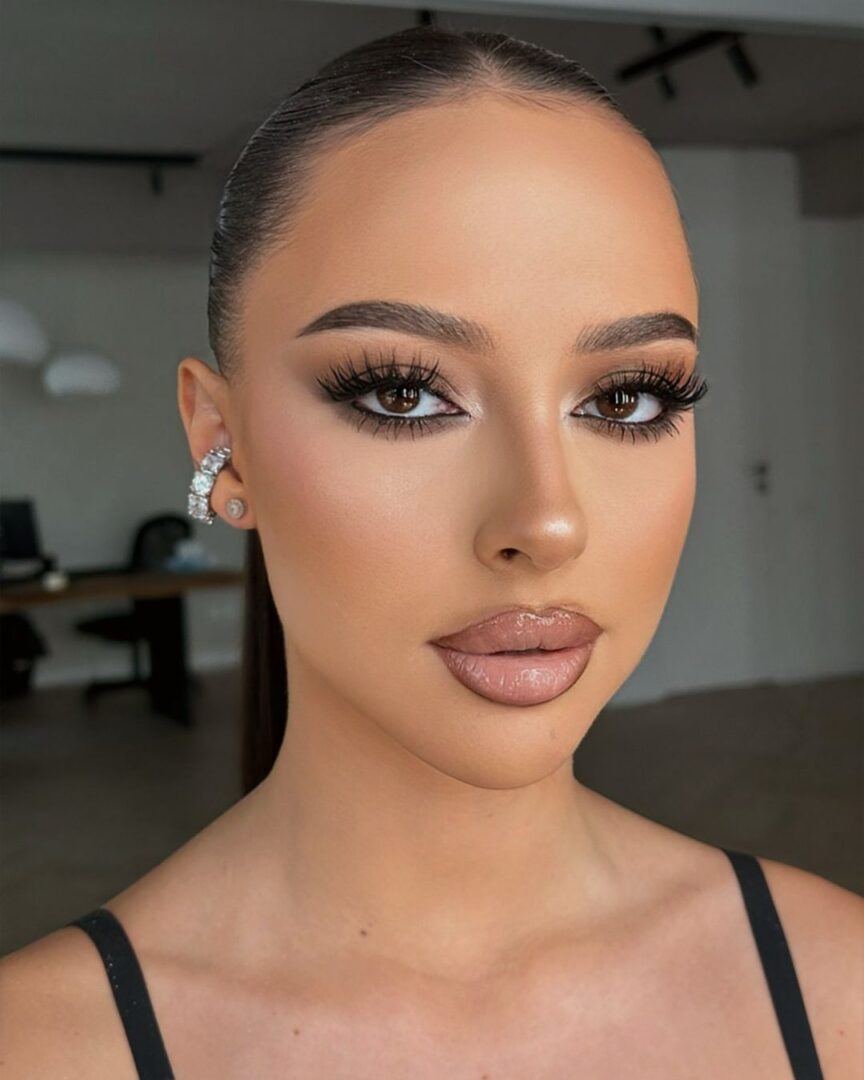 20 Red Carpet Worthy Wedding Guest Makeup Ideas