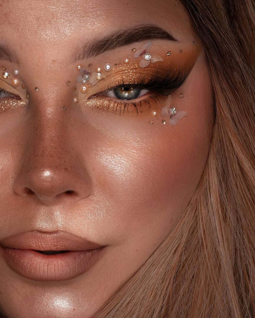 These Bronze Makeup Look Ideas Are Too Good Not To Screenshot