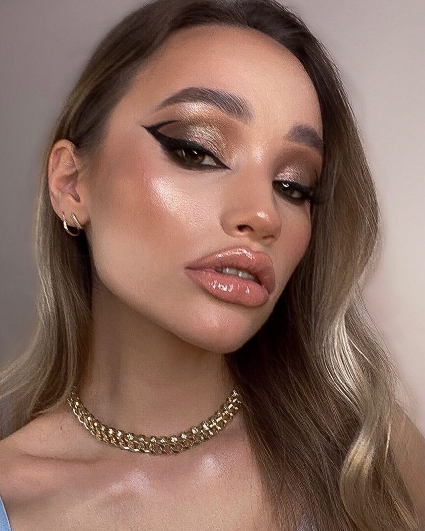 20 Glowy Dewy Makeup Looks For A Healthy And Wealthy Look