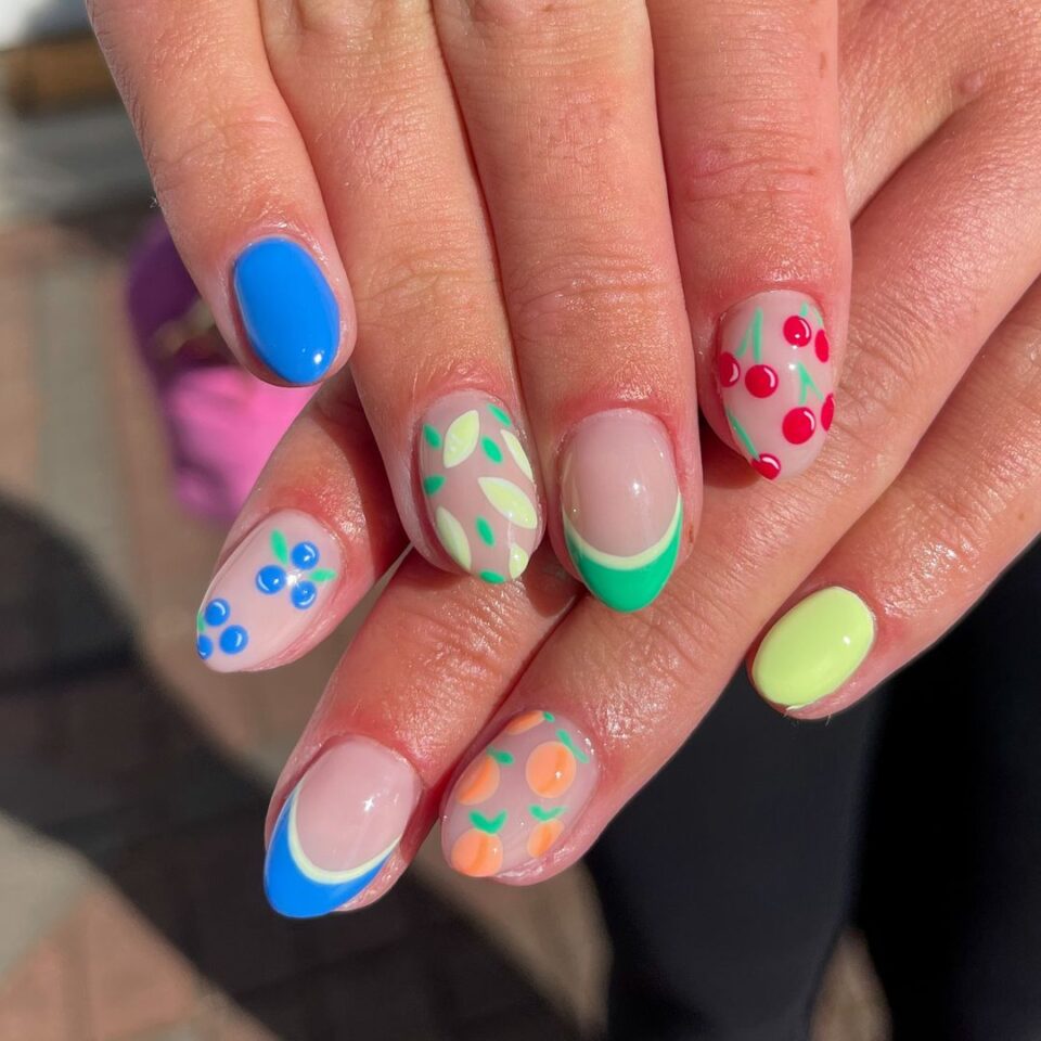 25 Funky Summer Nails Inspo Pics For Your Moodboard