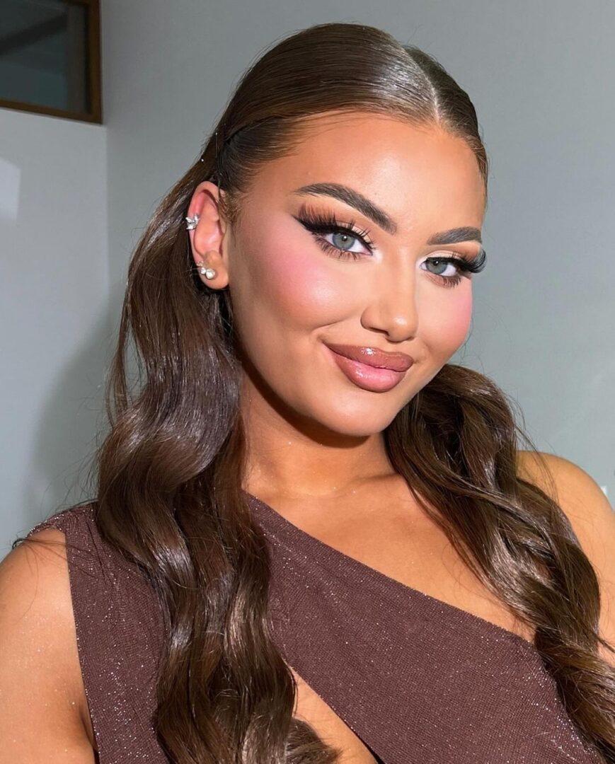 20 Red Carpet Worthy Wedding Guest Makeup Ideas