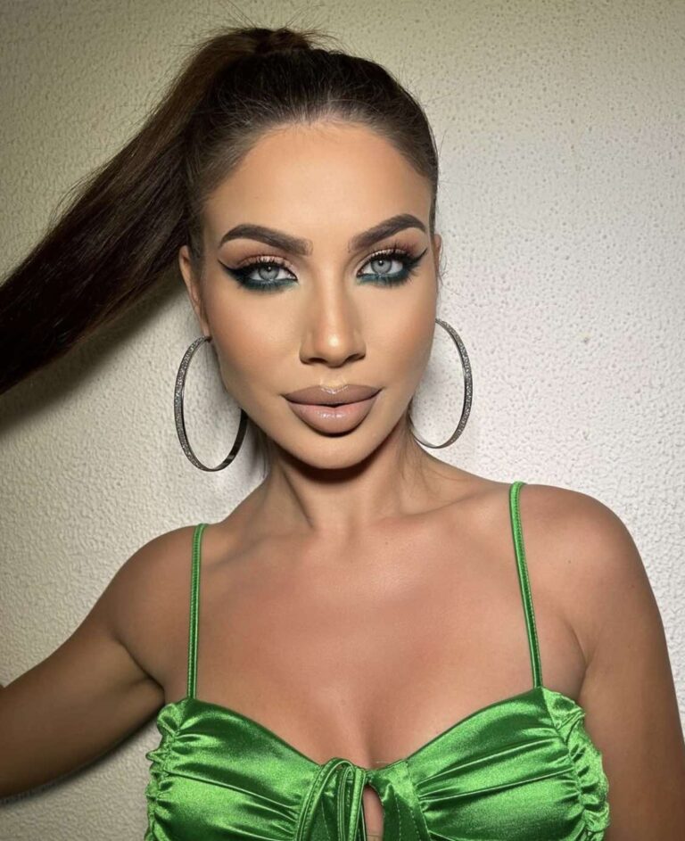 These 21 Homecoming Makeup Ideas Will Make You Glow As Queen And Ready