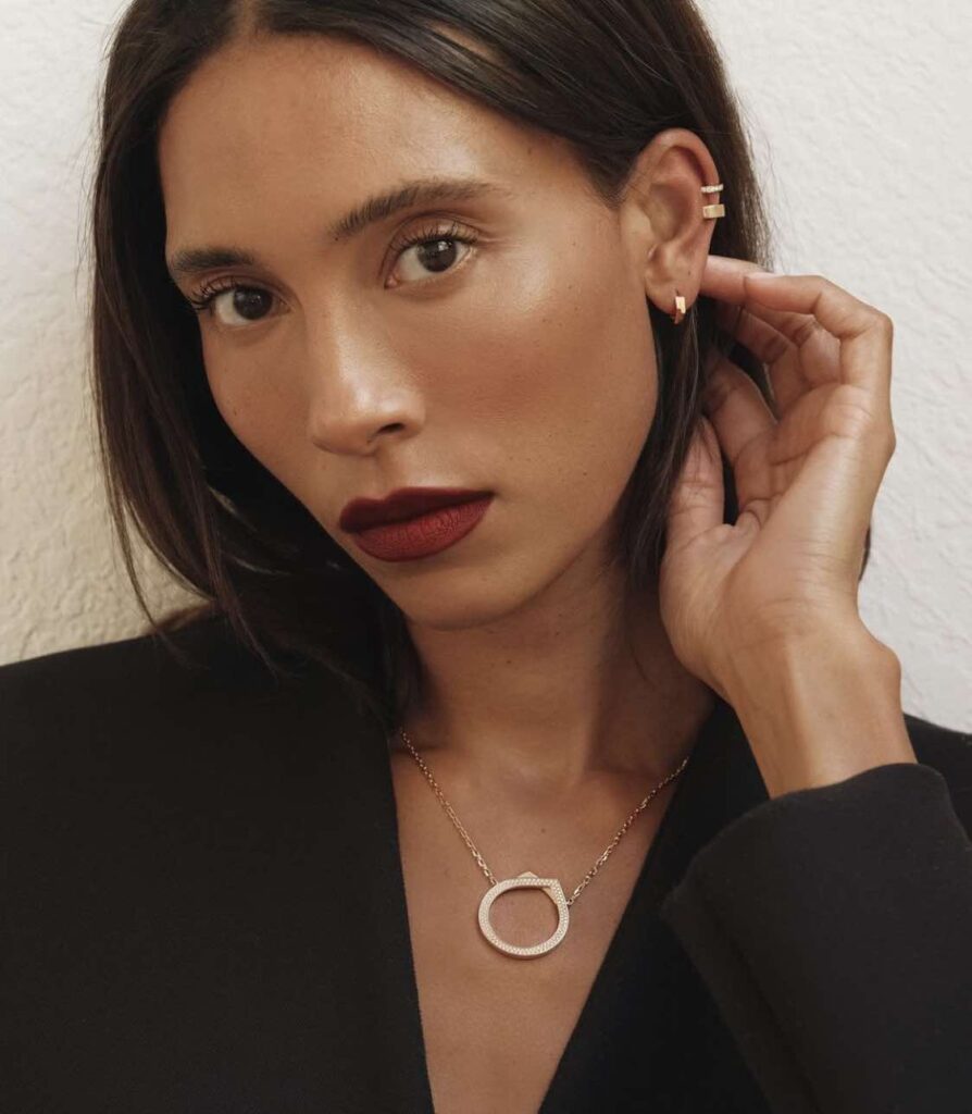 20 Eye-Catching Fall Makeup Looks You Must Try This Season