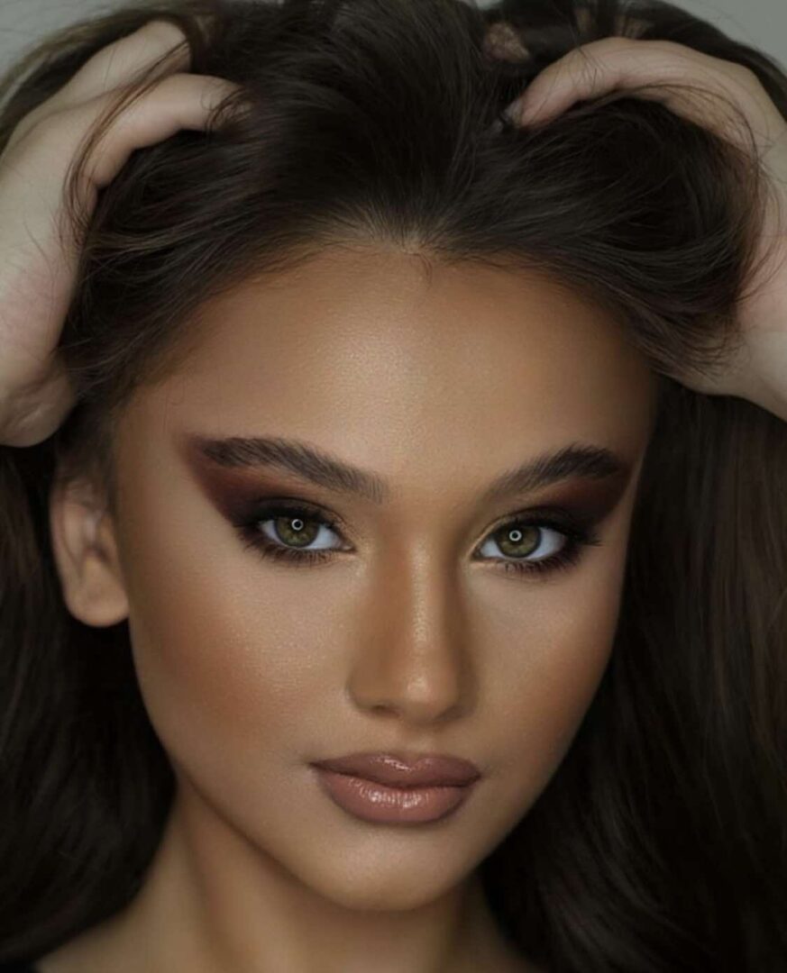 20 Eye-Catching Fall Makeup Looks You Must Try This Season