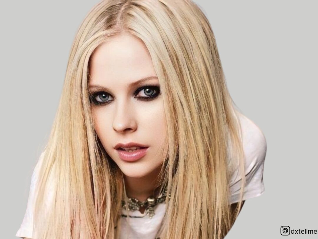 Discover The Punk-Rock Unicorn Aesthetic With These Avril Lavigne ...