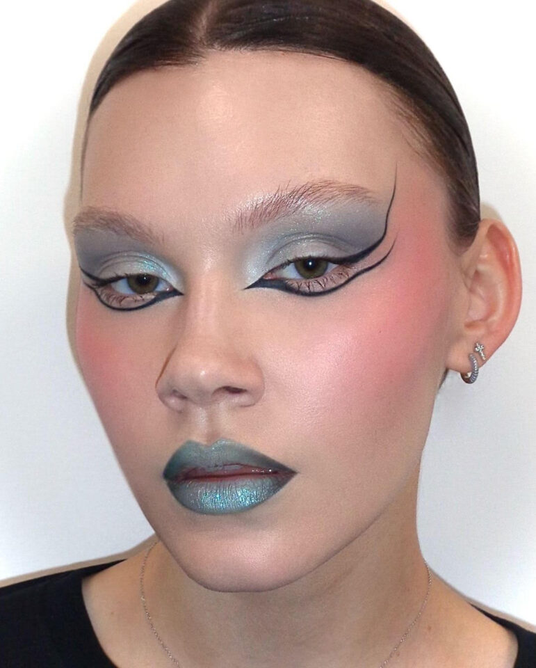 Make Your Face Pop With These 21 '80s Makeup Looks