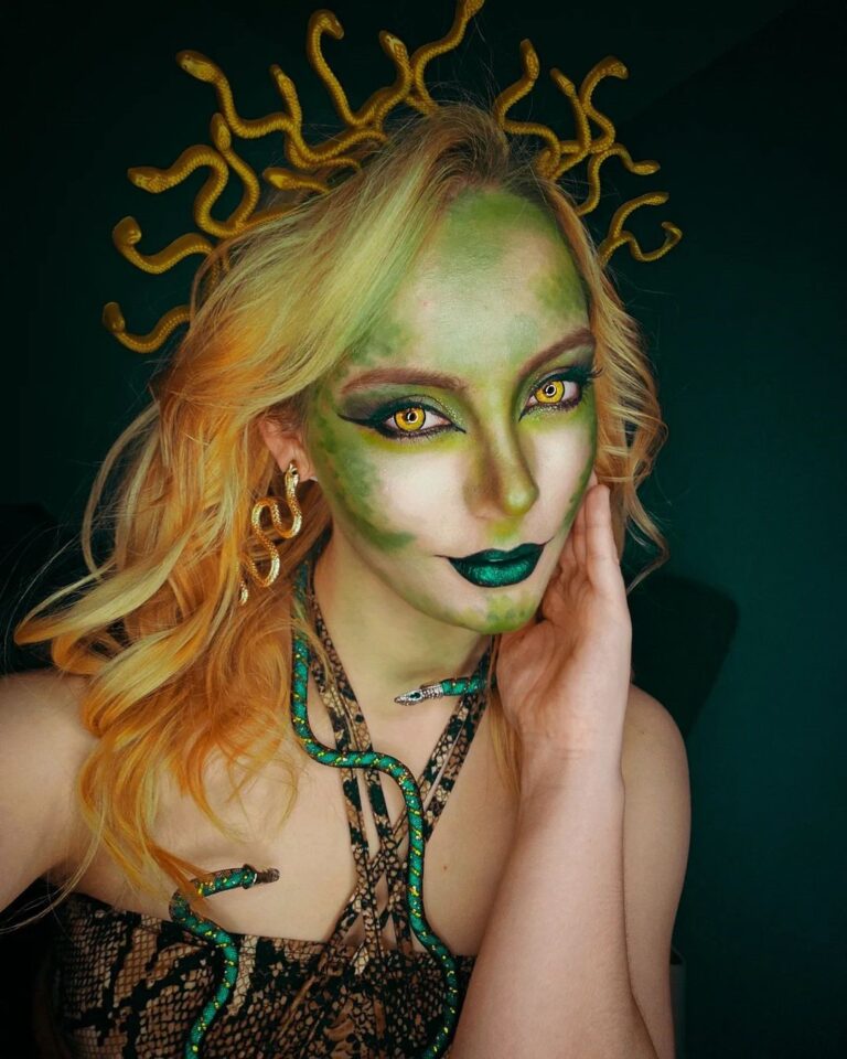 Ssslither Into Medusa Makeup With These Irresistible Serpentine Cunning ...