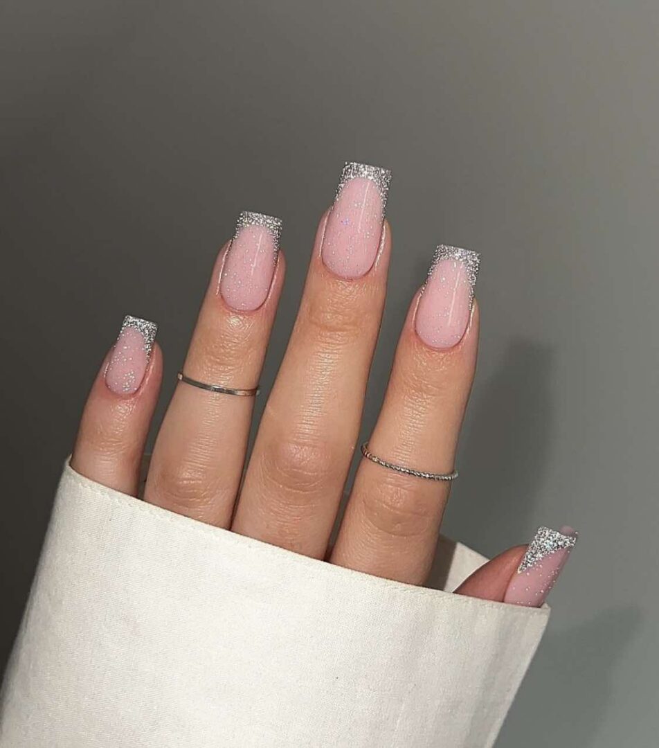 20 Glitter Nails Design To Shine Your Way