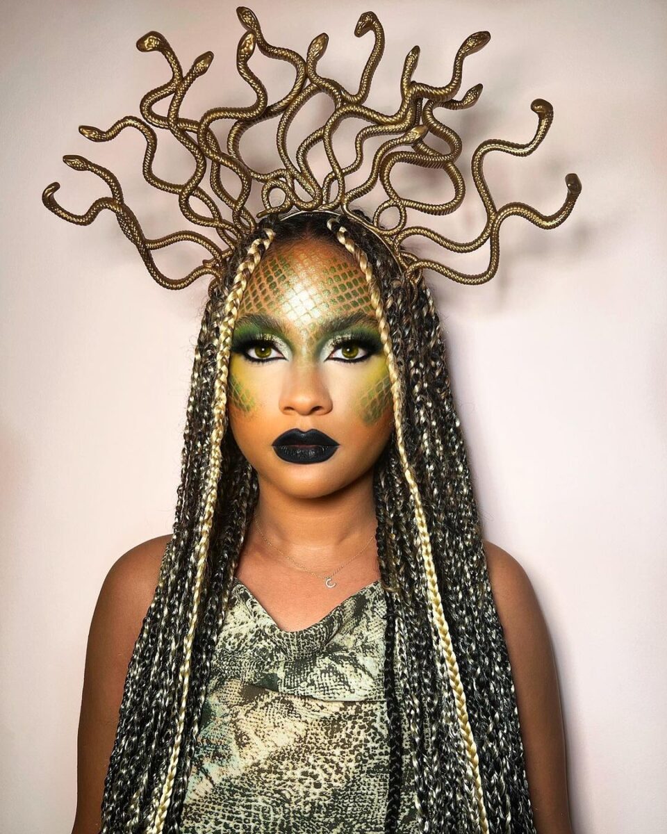 Ssslither Into Medusa Makeup With These Irresistible Serpentine Cunning ...