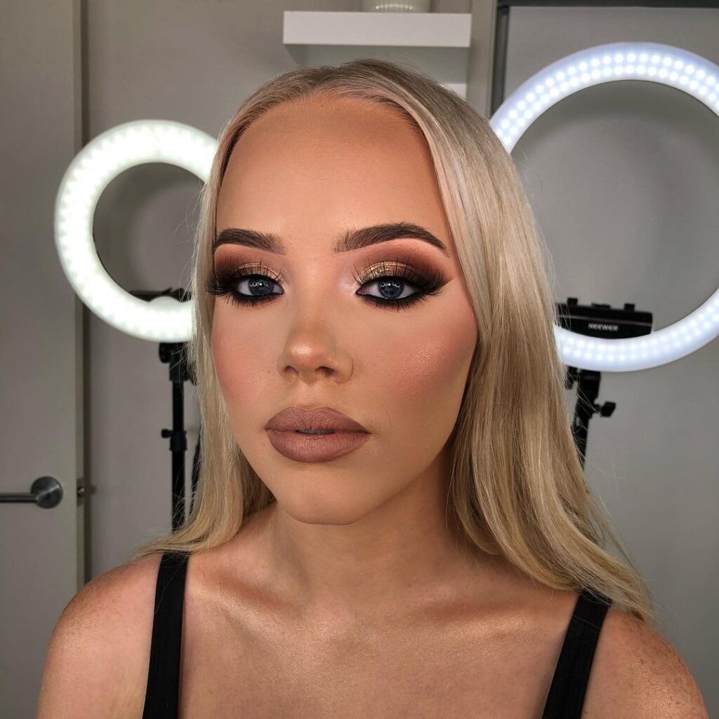 Be Too Glam To Give A Damn With These Formal Makeup Looks