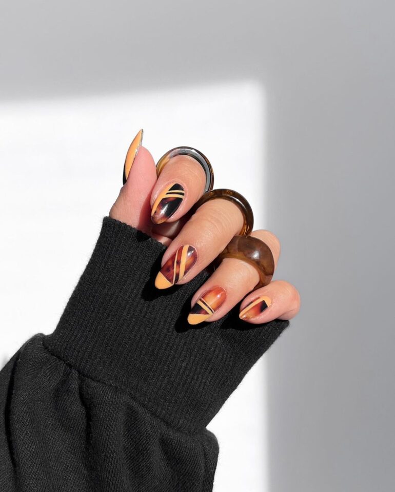The Eye-Catching Nail-Volution Tortoise Nails That Turn Heads