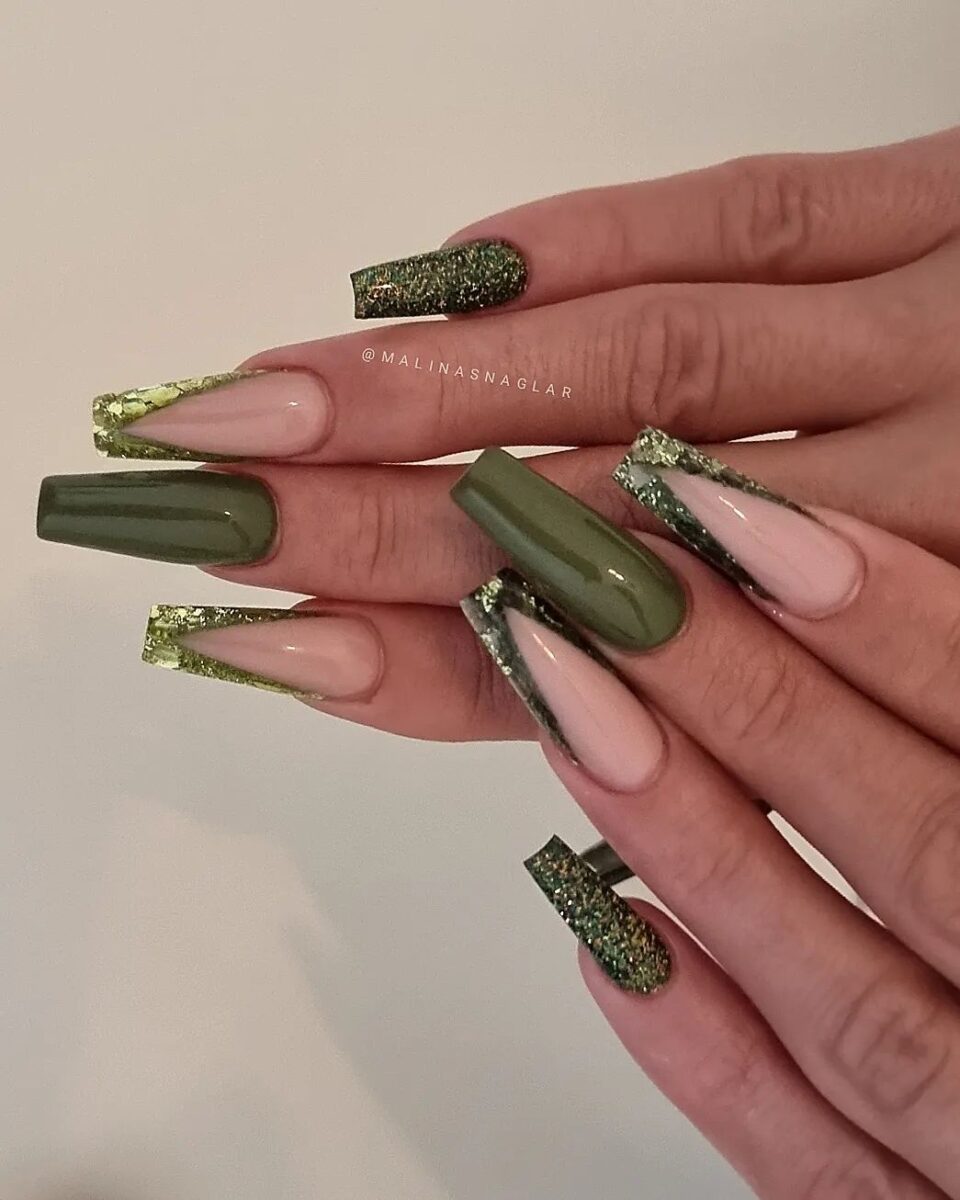 22 Eye-Catching Green Nails Designs That Should Be On Your Radar