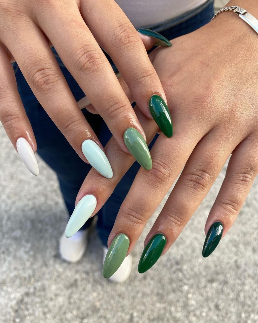 22 Eye-Catching Green Nails Designs That Should Be On Your Radar