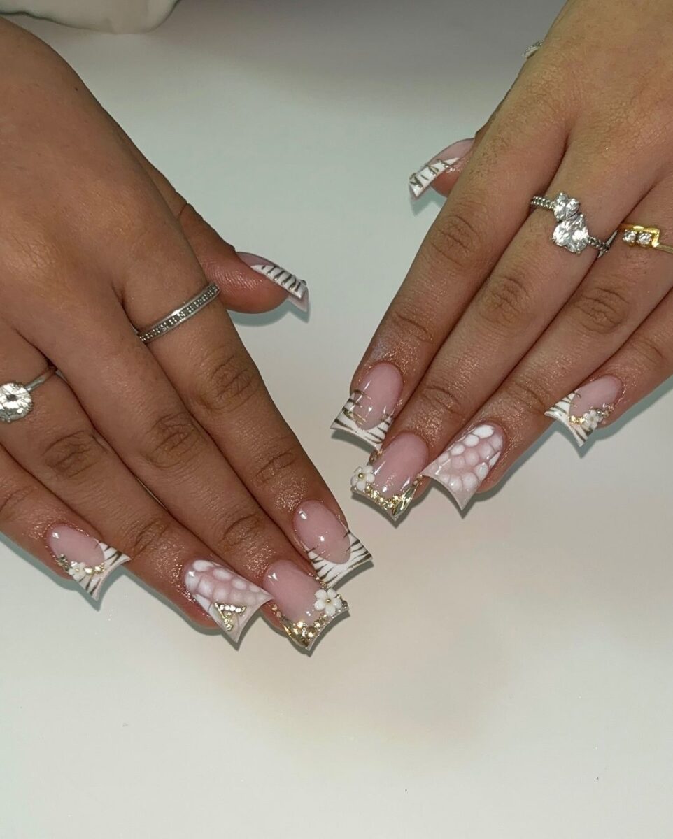 These 20 White Junk Nails Are The New Maximalist Trend On The Block