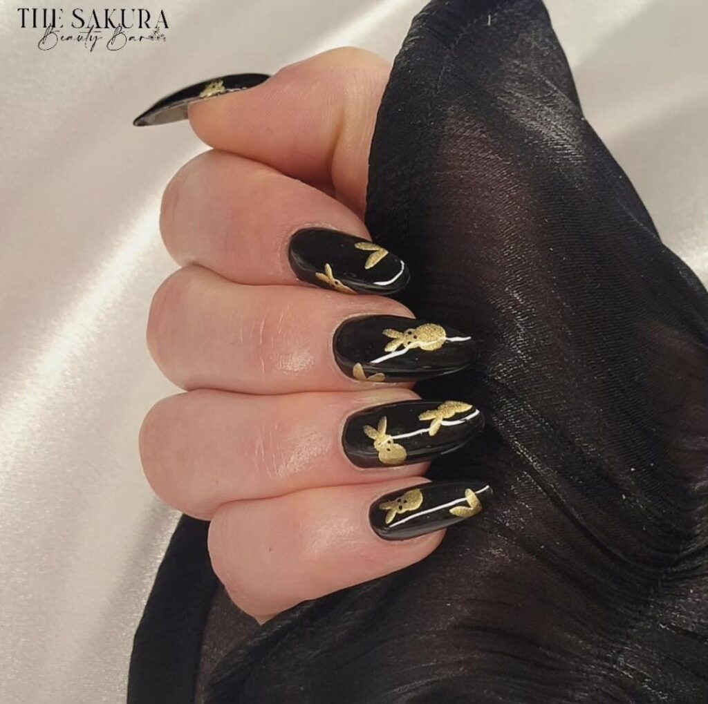 Meet Black And Gold Nails Ideas For The Ultimate Wow Factor