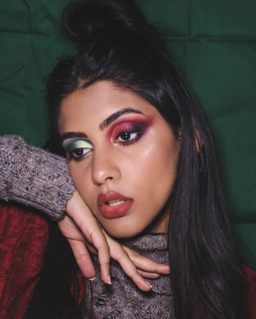 These Stunning Emerald Green Makeup Looks Will Help You Make Every ...