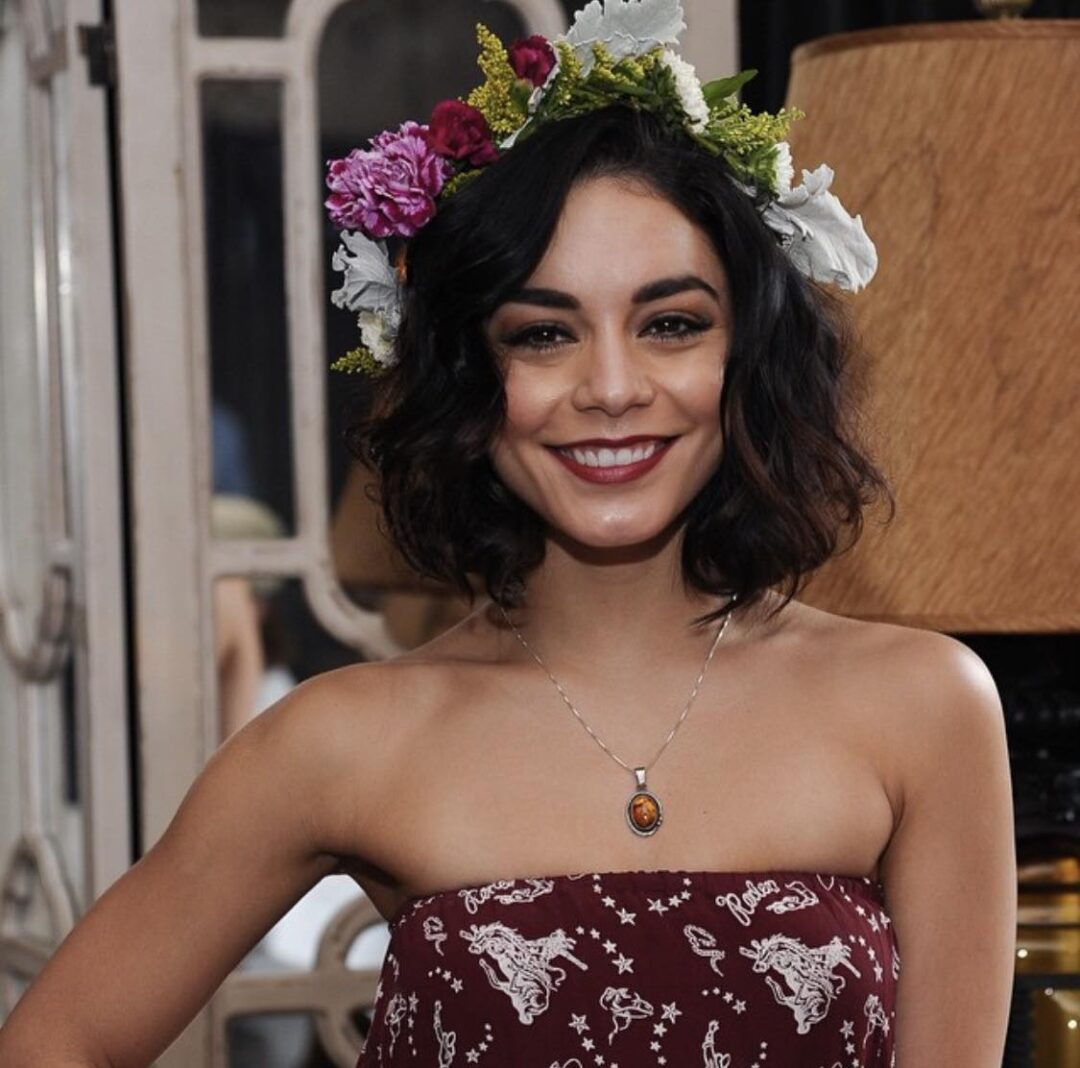 Achieve Bold Style With These 20 Interesting Hoco Hairstyles For Short Hair