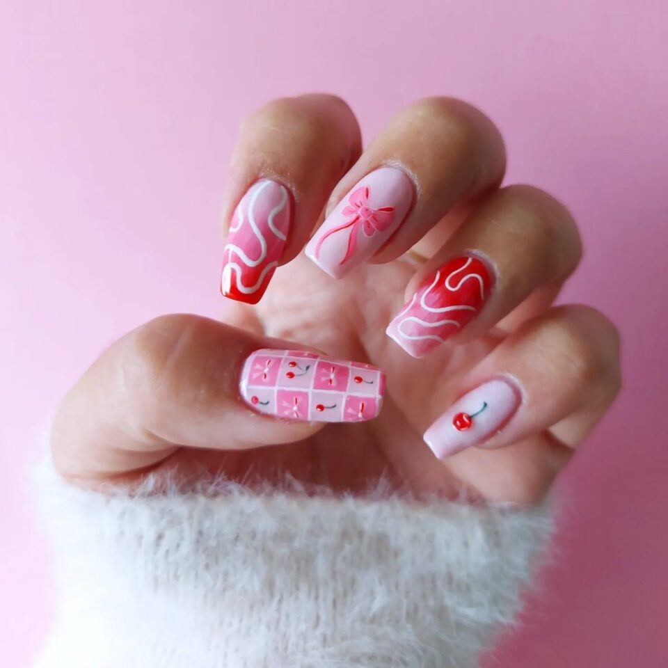 DIY Gradient Nails That Will Gradually Blow Your Mind