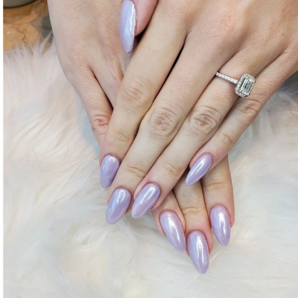 Lavender Chrome Nails That Will Keep You Scent-Sational All Year Round
